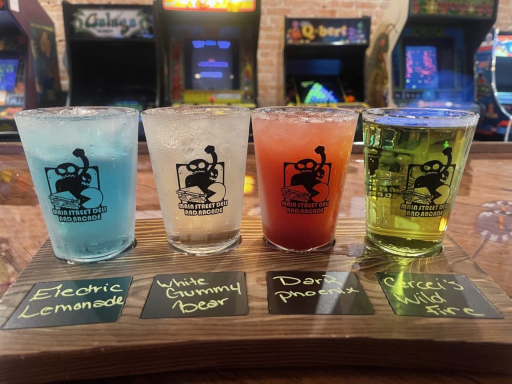 Bar & Arcade – Main Street Deli & Arcade